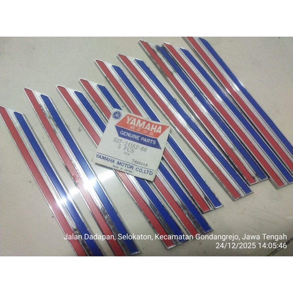 Jual Emblem Tangki Yamaha V75 Original Bagian Kanan | Shopee Indonesia