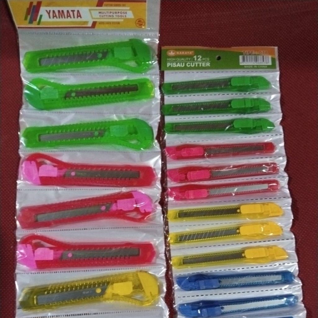 Jual cutter renceng 12pcs besar & kecil all | Shopee Indonesia