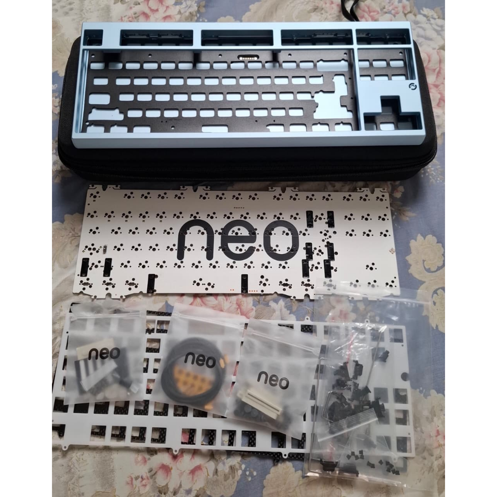 Jual Mechanical Keyboard Neo80 Anodized Baby Blue Barebone | Shopee ...
