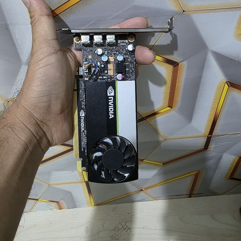 Jual VGA QUADRO T400 2 GB BARANG DDR 6 MANTAP BUAT EDITING | Shopee ...