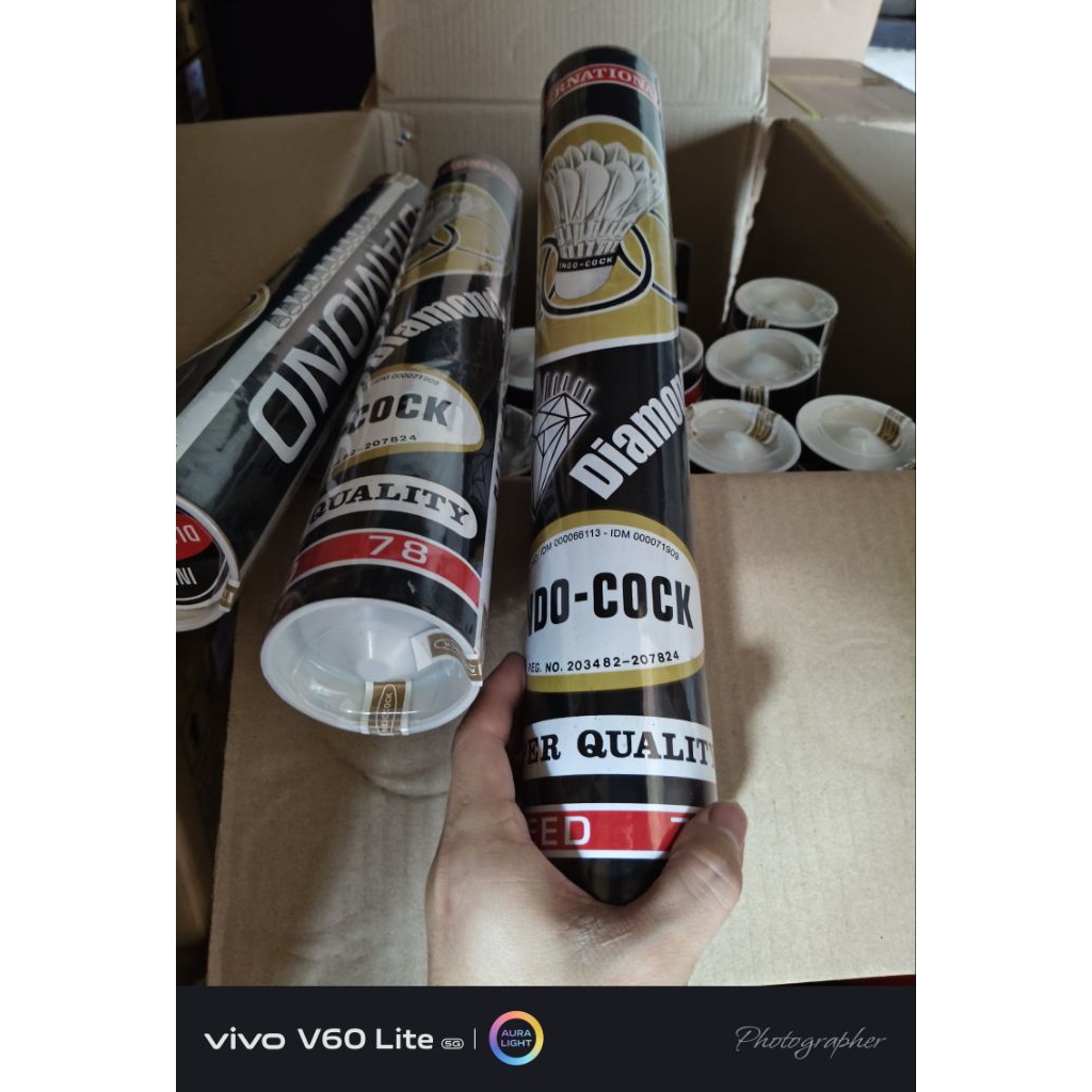 Jual Shuttle Cock Badminton Indocock Hitam Diamond Series Original ...