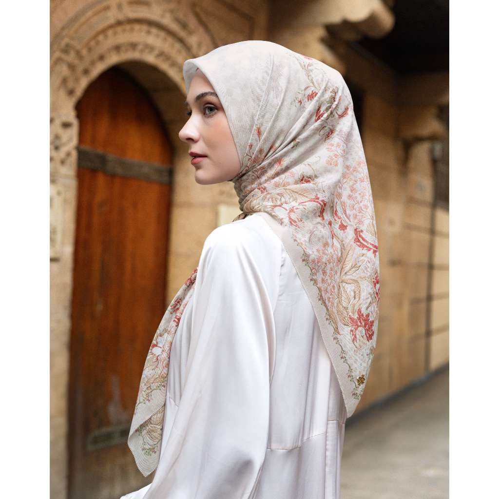 Jual Heaven Lights - Seluna Scarf - Hijab Motif Segi Empat | Shopee ...