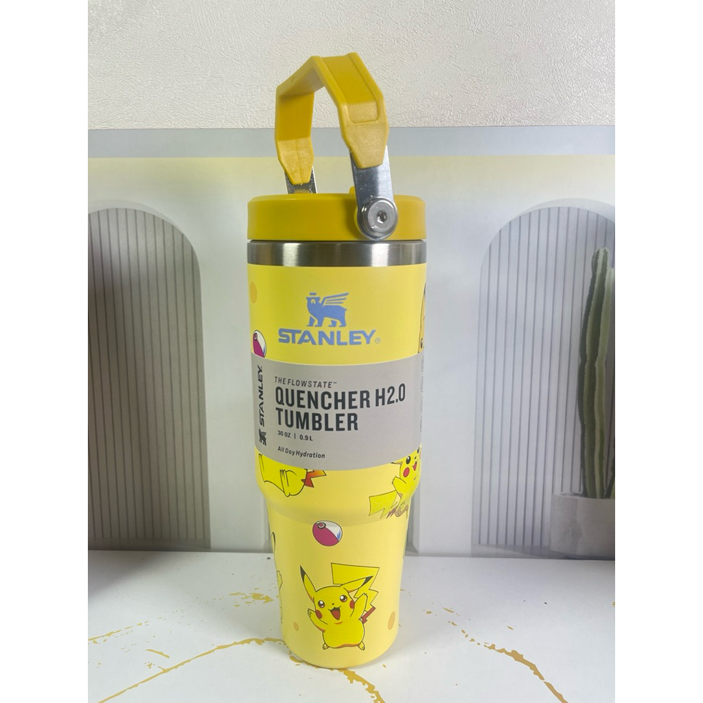 Jual Stanley Quencher Pikachu 30oz/0.9L original | Shopee Indonesia