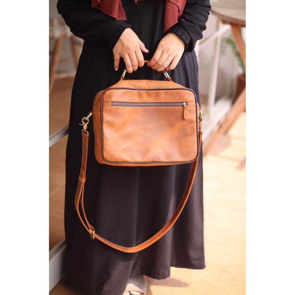 Jual Dande Vicario CrazyHorse Tas Kulit Sapi Asli | Shopee Indonesia