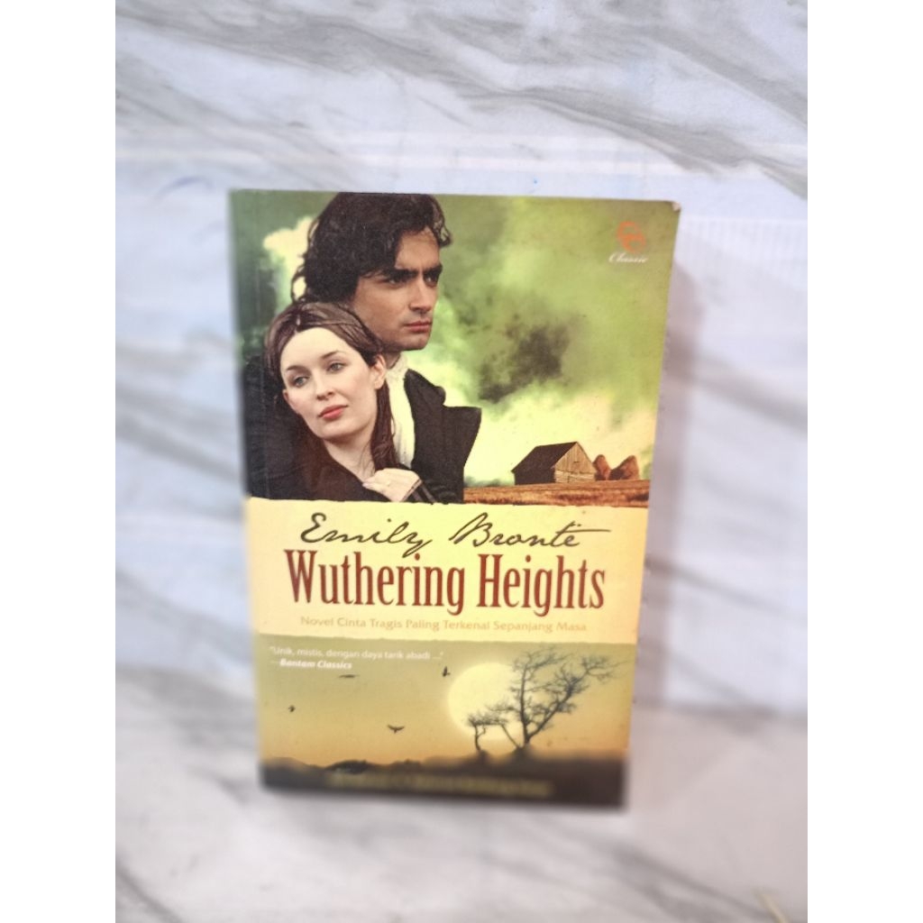 Jual WUTHERING HEIGHTS by Emily bronte | Shopee Indonesia