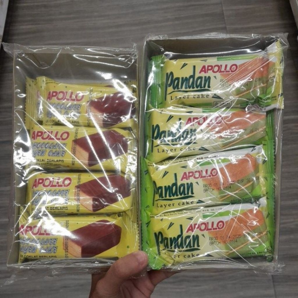 Jual Apollo Bolu Layer Cake ( isi 8 pcs ) rasa PANDAN / COKLAT | Shopee ...