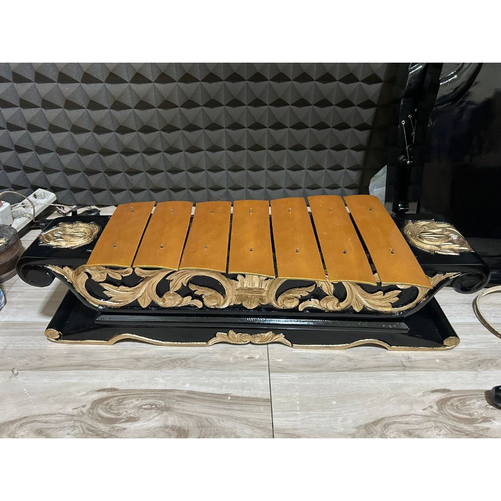 Jual Saron Gamelan Saron Panerus/Demung 7 Bilahan Besi | Shopee Indonesia