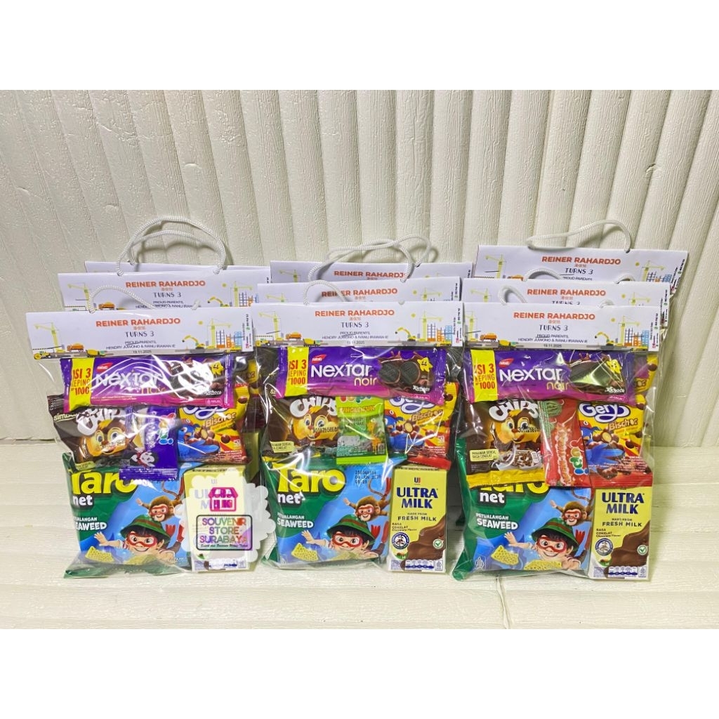 Jual Goodiebag snack parcel ulang tahun anak 13ribuan Custom label nama ...