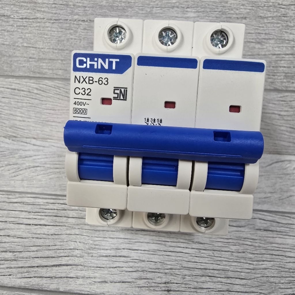 Jual MCB 3P 32A 6KA NXB-63 3PHASE 32A CHINT ELECTRIC | Shopee Indonesia
