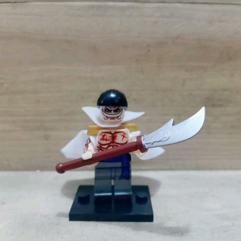 Jual figure one piece figure shirohige figure edward new gate figure ...