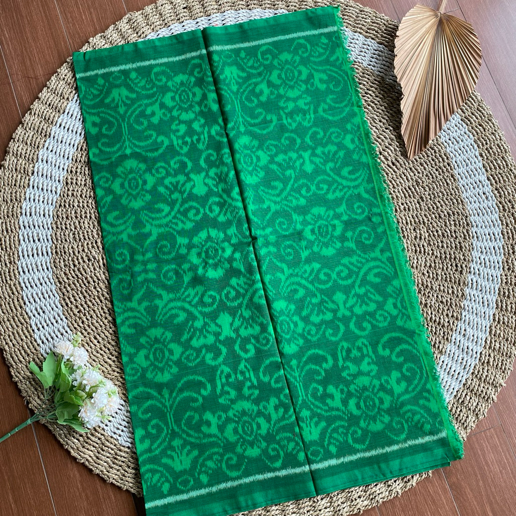 Jual KAIN TENUN ENDEK KHAS BALI MOTIF PATRA HIJAU GRINGSING | Shopee ...