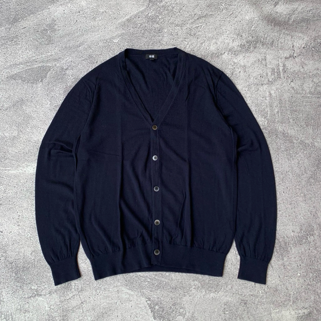 Jual Cardigan Uniqlo Navy | Shopee Indonesia