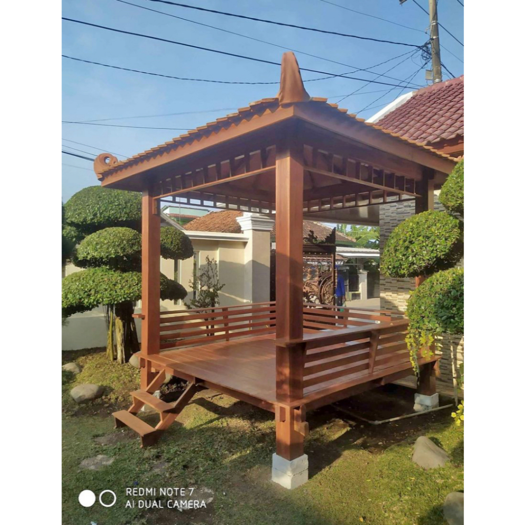 Jual gazebo minimalis kayu jati ukuran 2x2 meter / gazebo taman ...