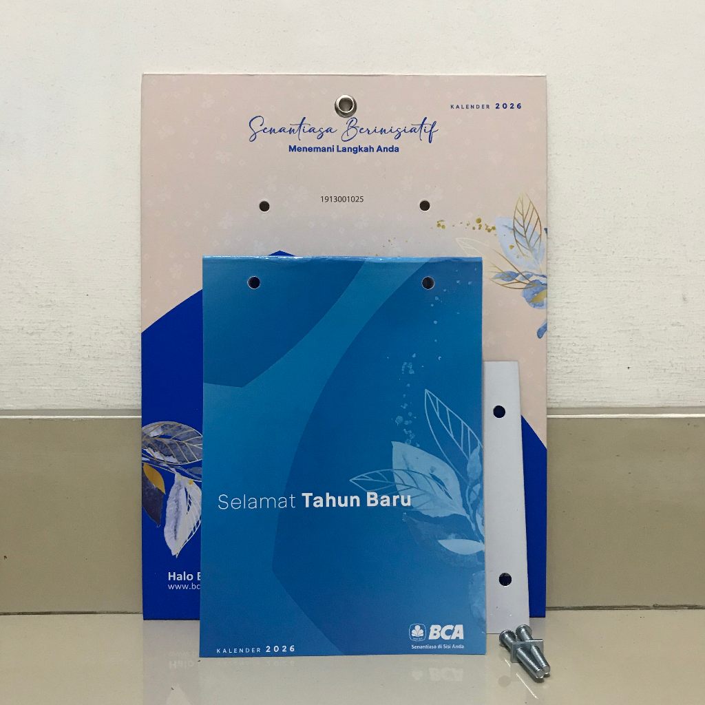 Jual Kalender Meja Bulanan Bank BCA 2026 / Kalender Sobek Harian ...