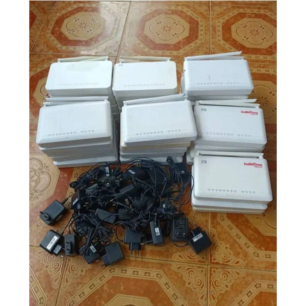 Jual Zte f670l biru dan f670/f679 hijau | Shopee Indonesia