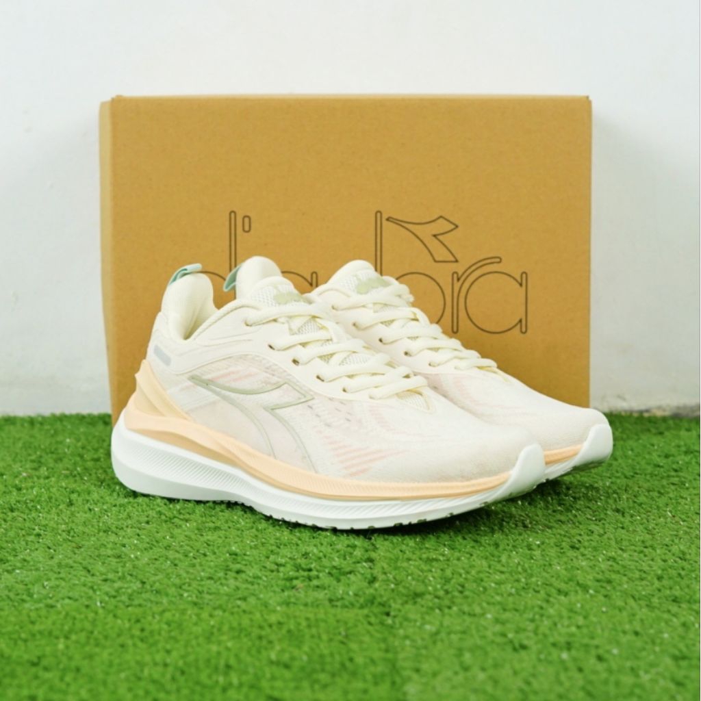 Jual Sepatu Lari Diadora Nasik Light Pink Original | Shopee Indonesia