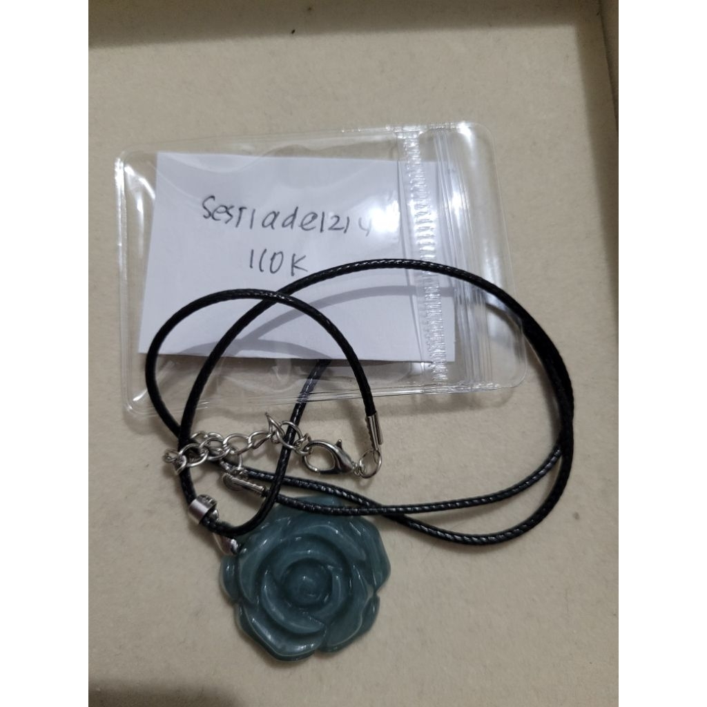 Jual Liontin bunga giok pembelian live shopee 18/1/2026 | Shopee Indonesia