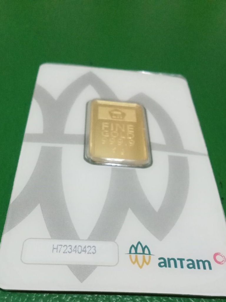 Jual Logam Mulia Antam 5 gram | Shopee Indonesia