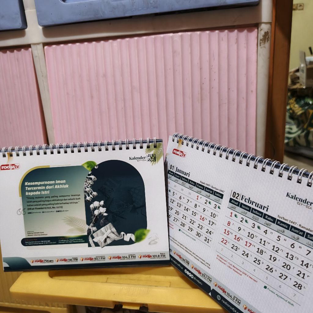 Jual kalender meja rodja tv terbaru | Shopee Indonesia