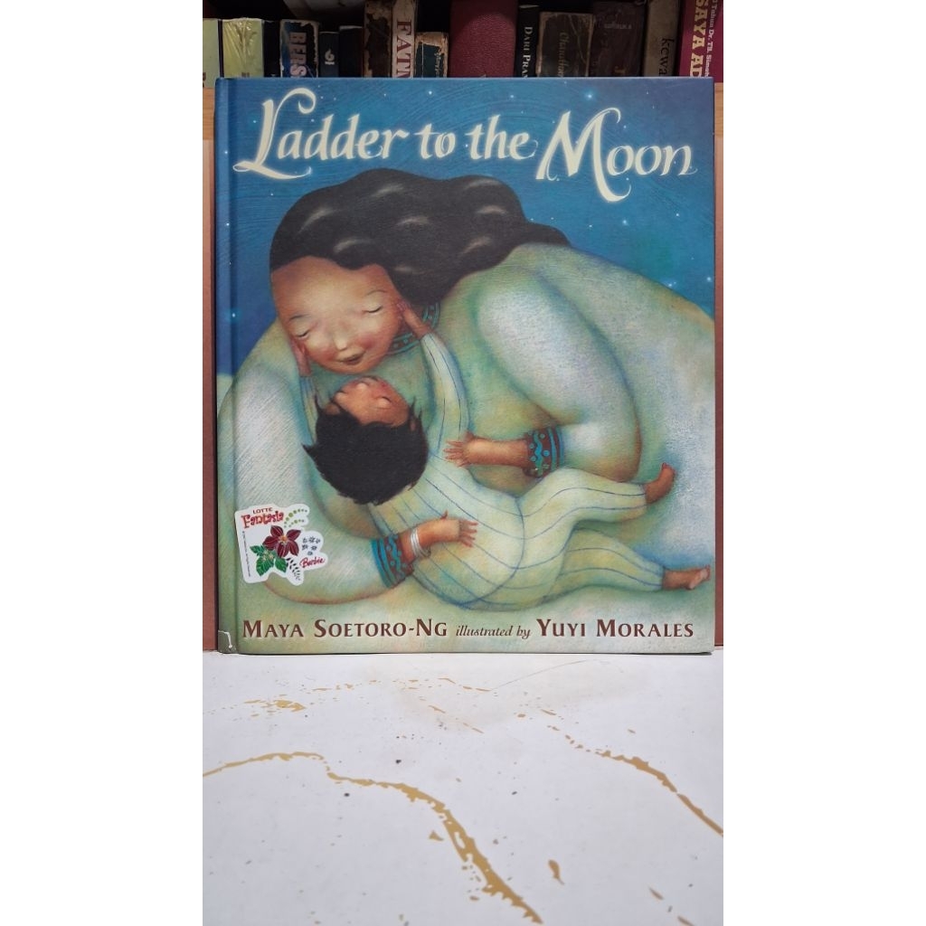 Jual Ladder to The Moon - A book by Maya Soetoro NG | Shopee Indonesia