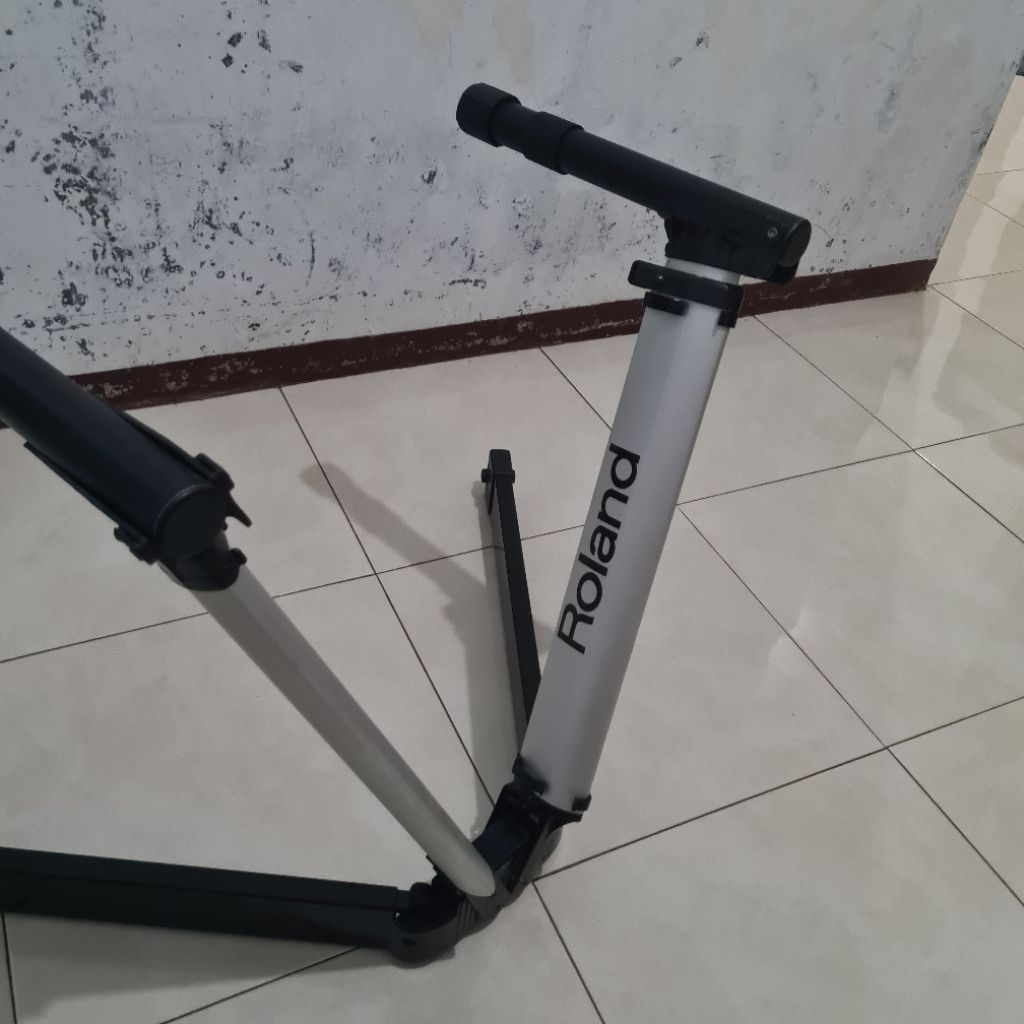 Jual Roland V-Stand Keyboard Stand besi kokoh Made in Japan barang ...