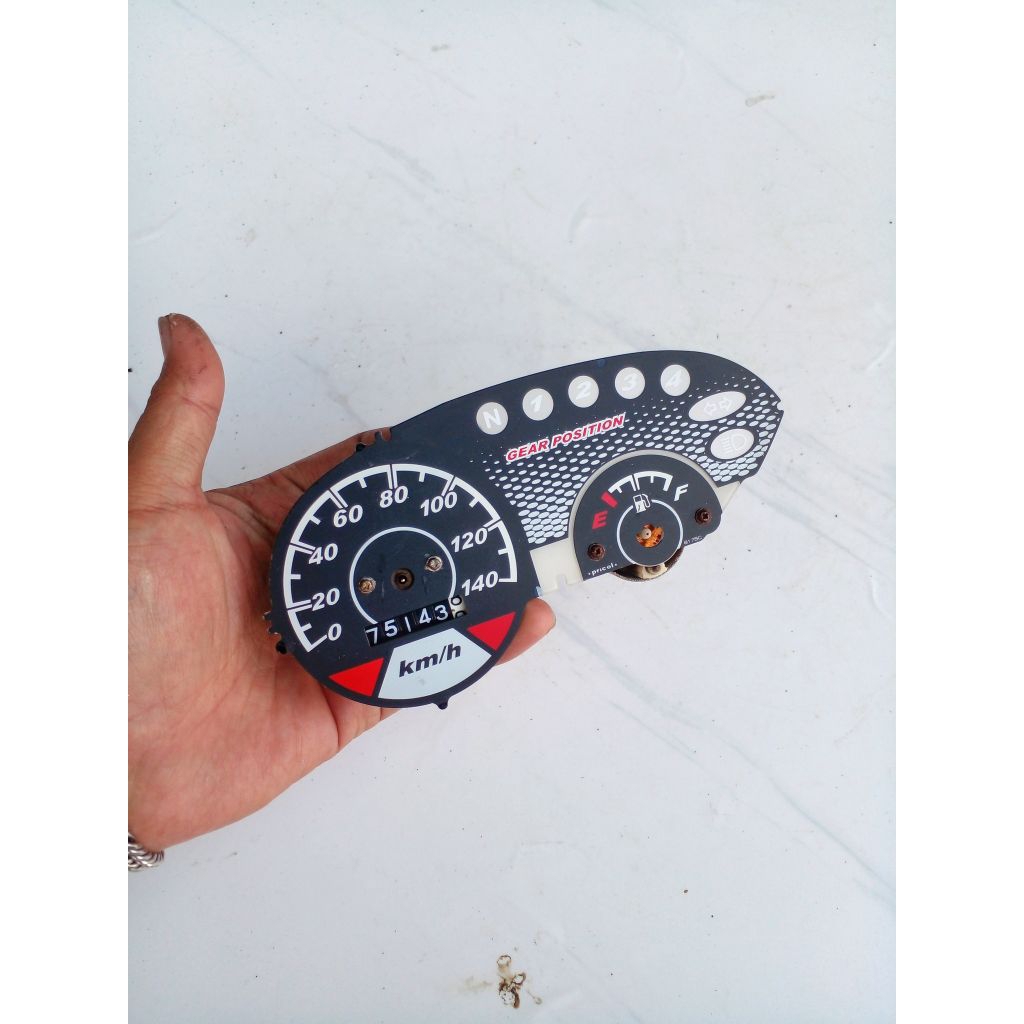 Jual Layar speedometer set mesin Suzuku Smash New Original | Shopee ...