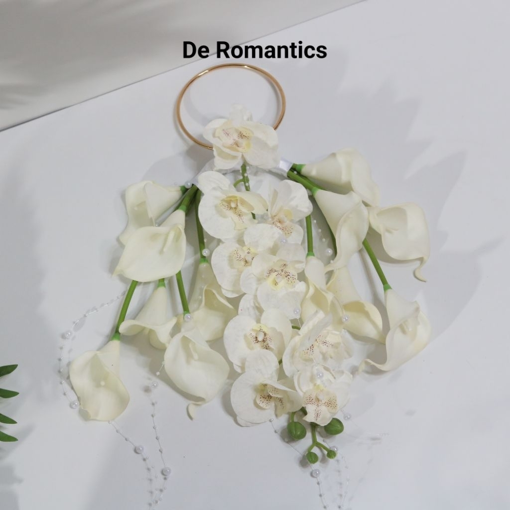 Jual Handbouquet Mutiara Tulip | Flower Hoop Wedding | Wedding Bouquet ...