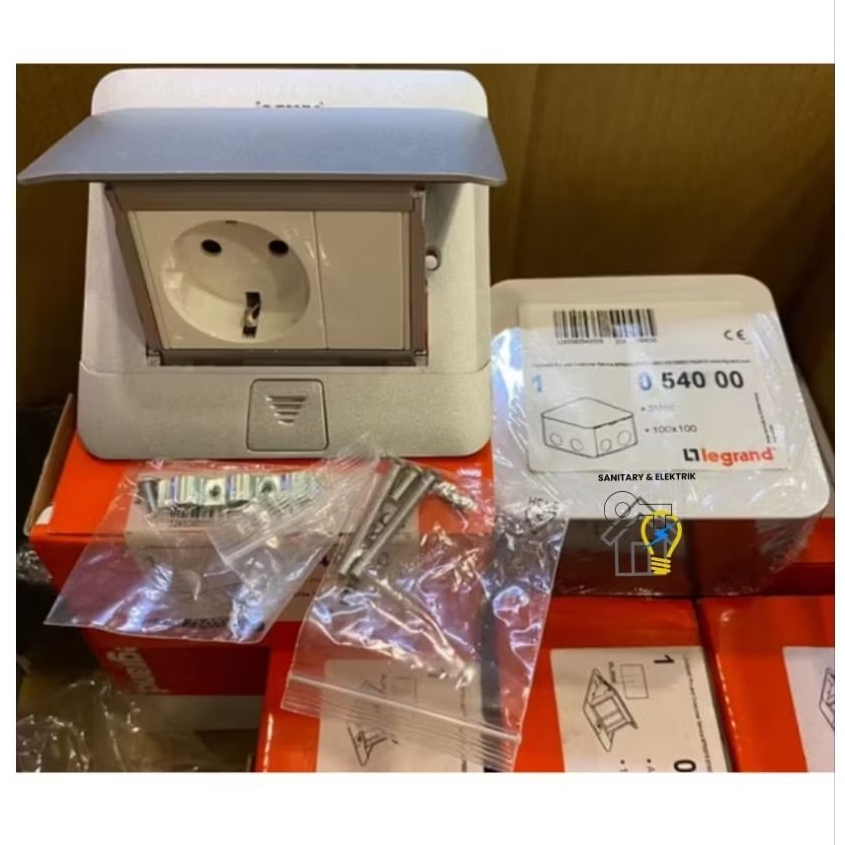 Jual Stop Kontak Lantai Legrand 3 Module / Stop Kontak Shuko Plus Blank ...