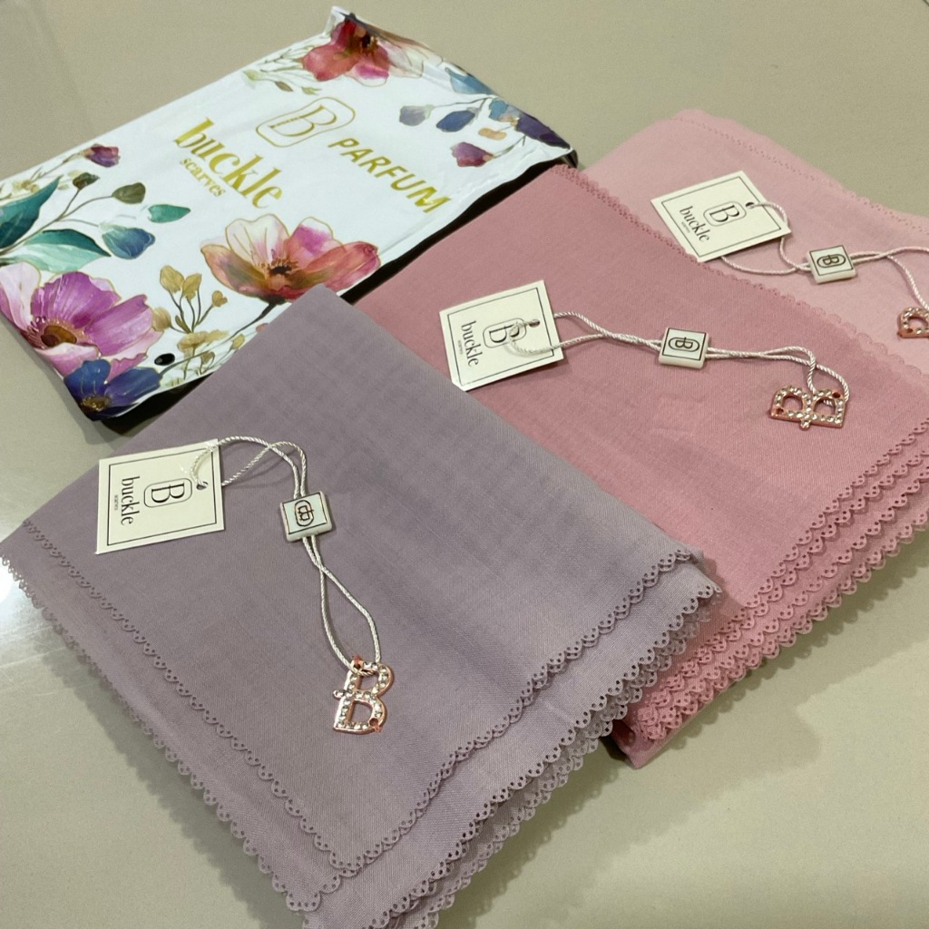 Jual Hijab Polos Segiempat Kerudung Buckle Scarves Premium Pouch Jilbab ...