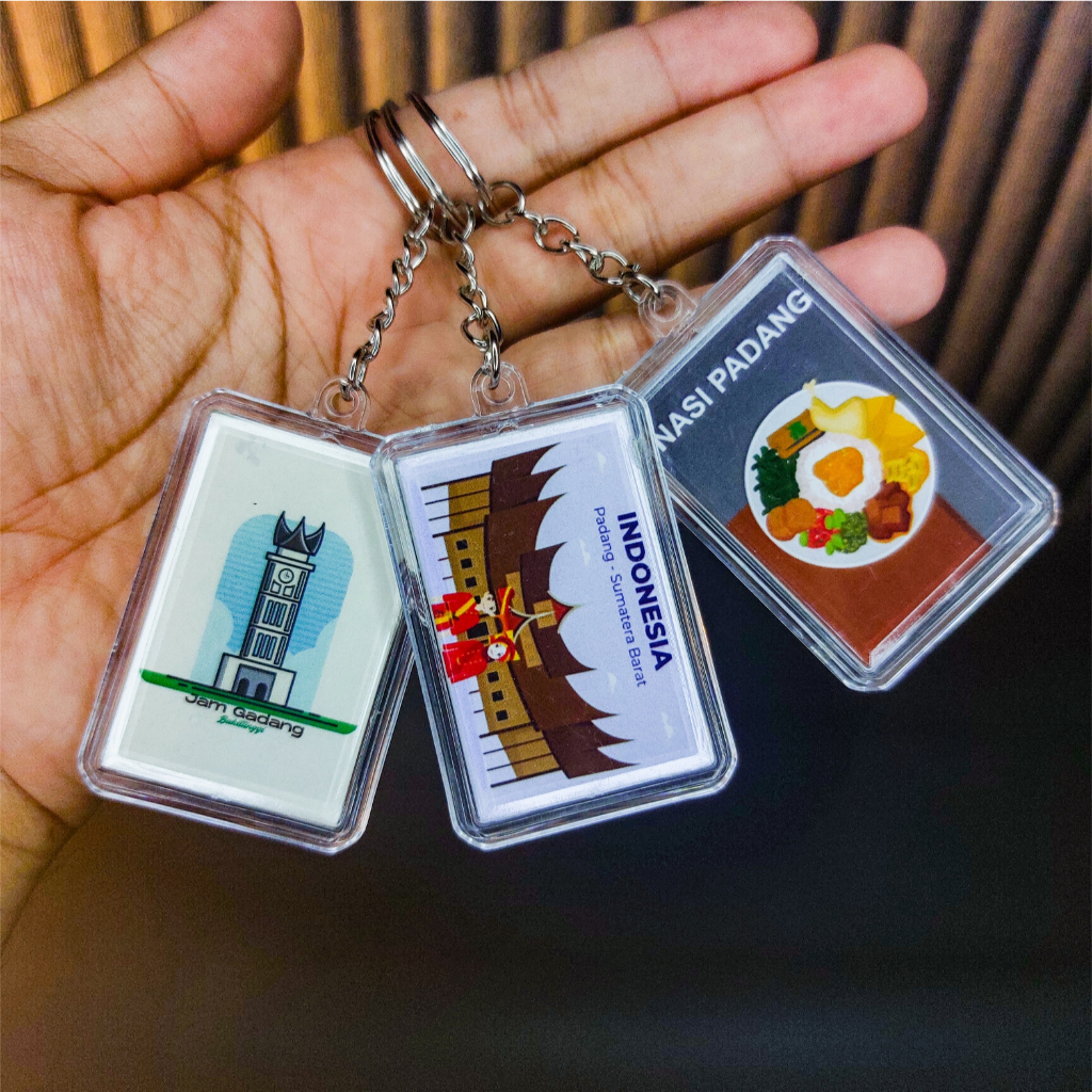 Jual Gantungan Kunci PADANG KEYCHAIN/ OLEH-OLEH KHAS KOTA PADANG/ Dua ...