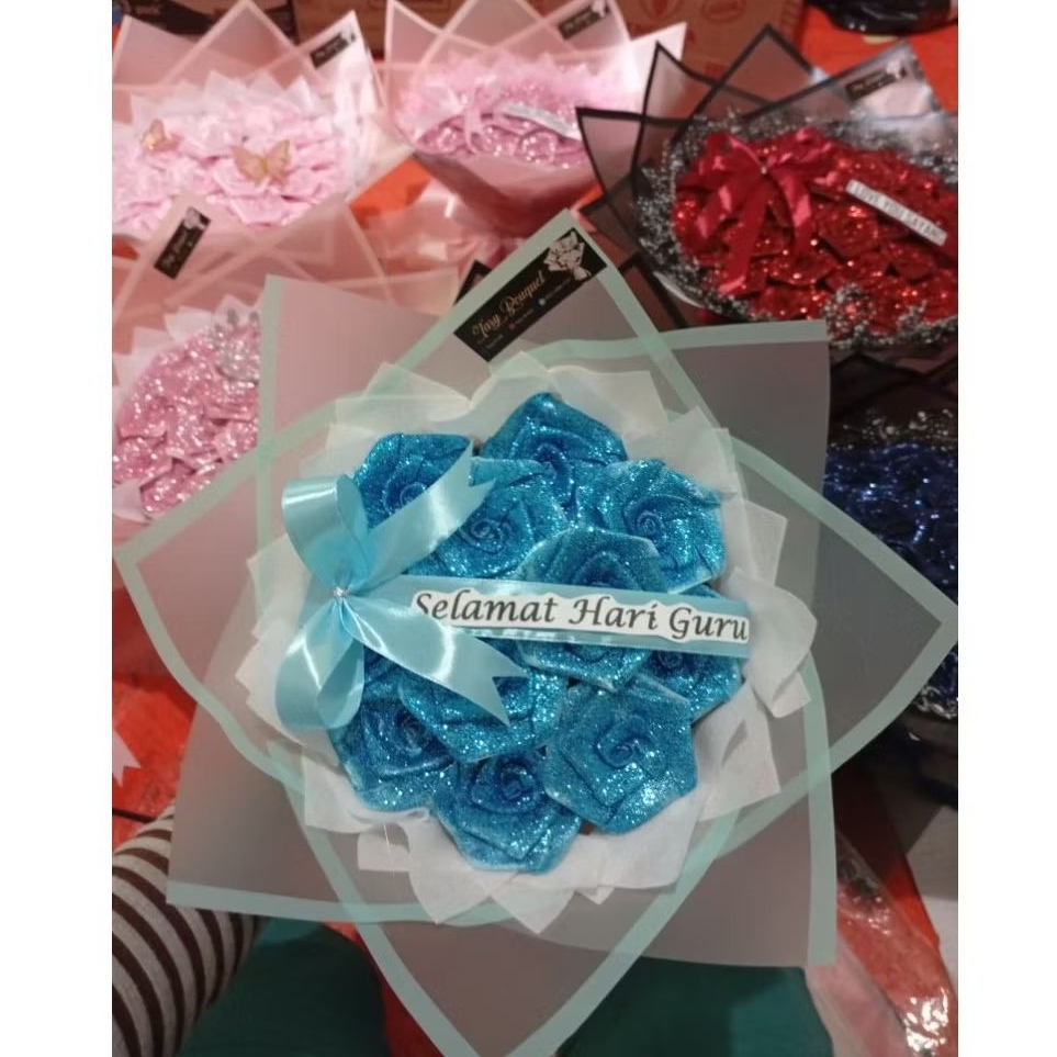 Jual Buket Bunga Satin 10 Tangkai Terlengkap & Harga Terbaru Mei 2026 ...