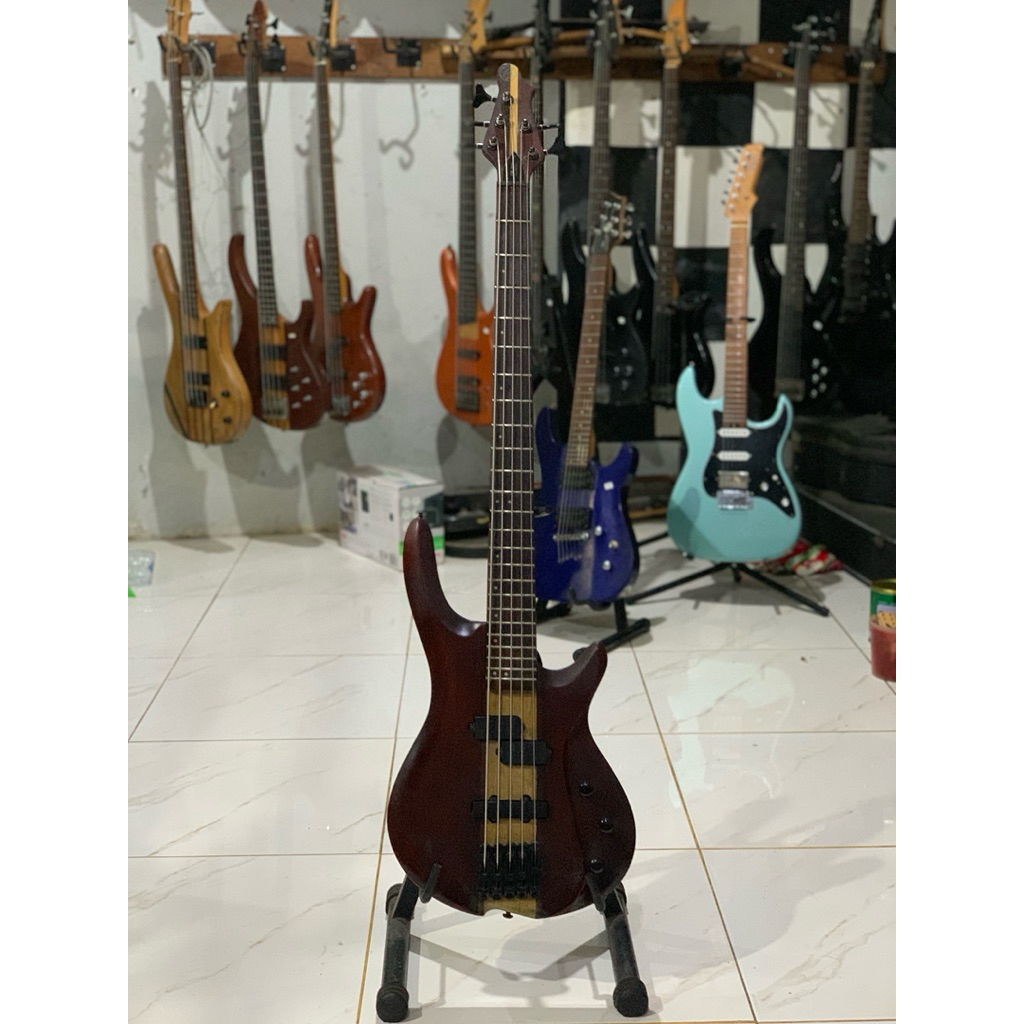 Jual bass elektrik merk gillmore original senar 5 pasif | Shopee Indonesia