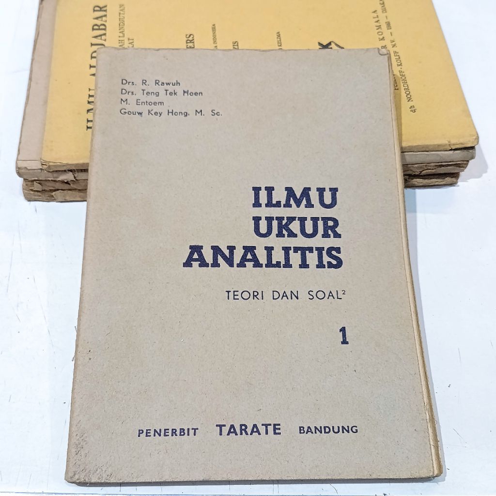 Jual Buku Ilmu Ukur Analitis Teori dan Soal Jilid 1&2 - R. Rawuh ...