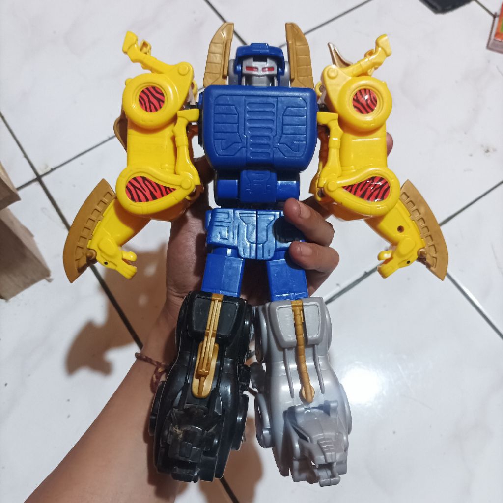Jual Original KFC Robot Jumbo Animal Megazord Mainan Action Figure ...