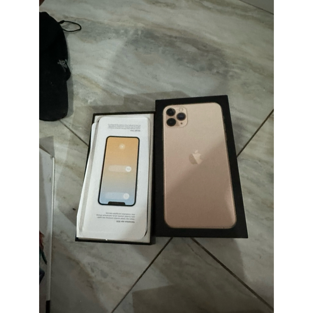 Jual IPhone 11 Pro Max 256 GB Terlengkap & Harga Terbaru April 2026 ...