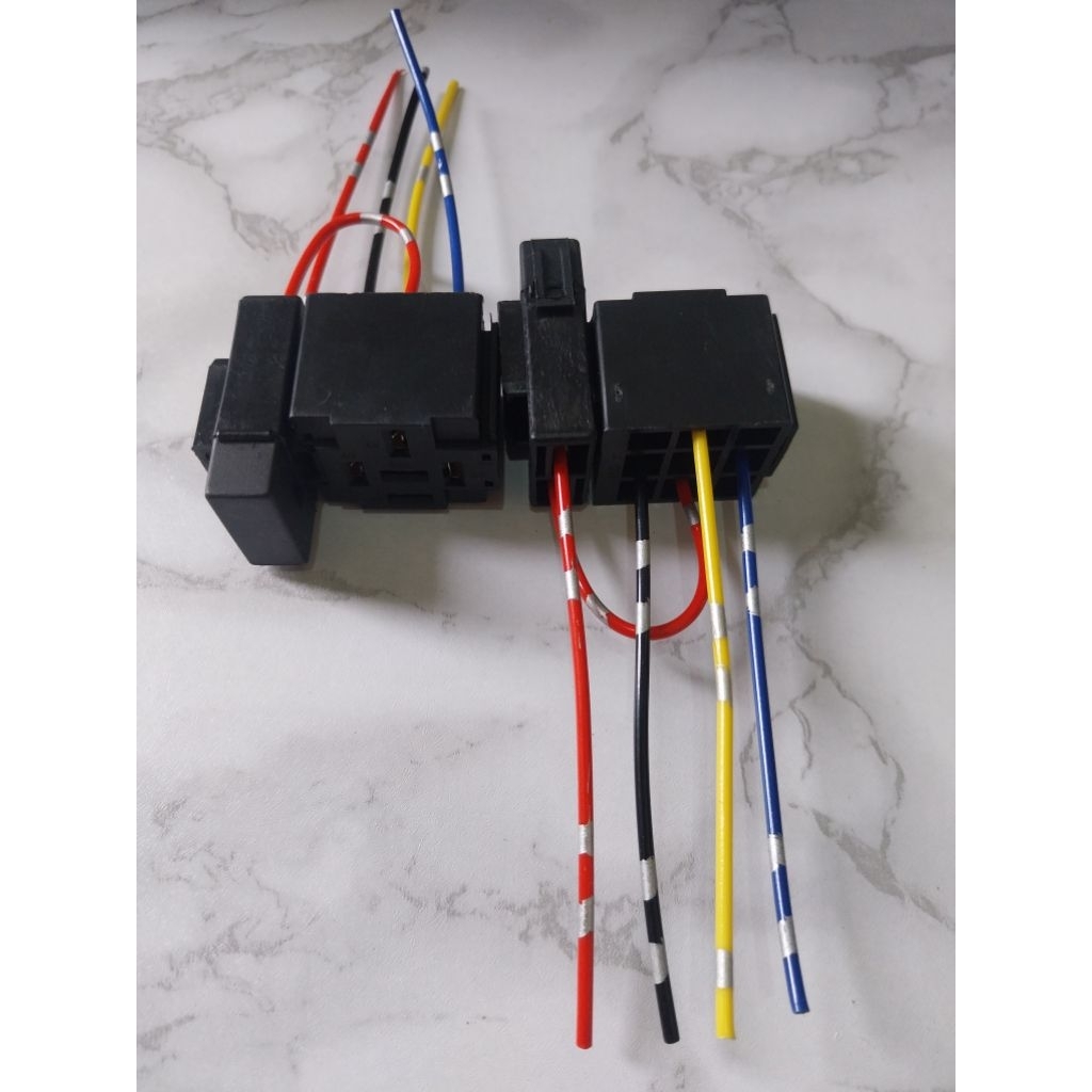 Jual socket relay gandeng plus rumah sikring rumah relay gandeng plut ...