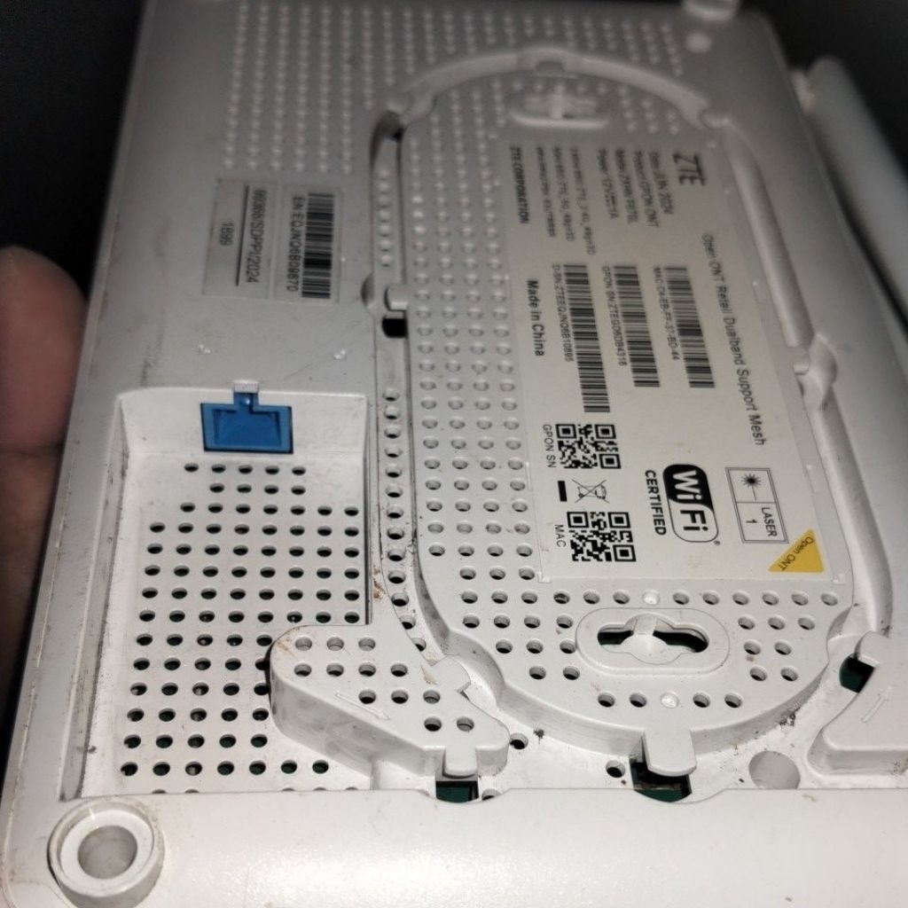 Jual router zte f670L port biru + adaptor normal | Shopee Indonesia
