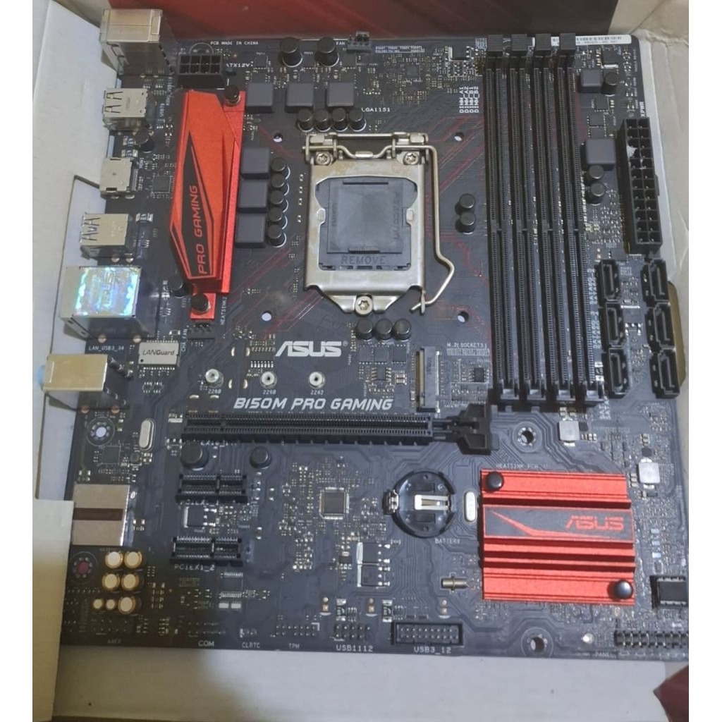Jual Asus B150M Pro Gaming mainboard soket LGA1151 masih mulus minus ...