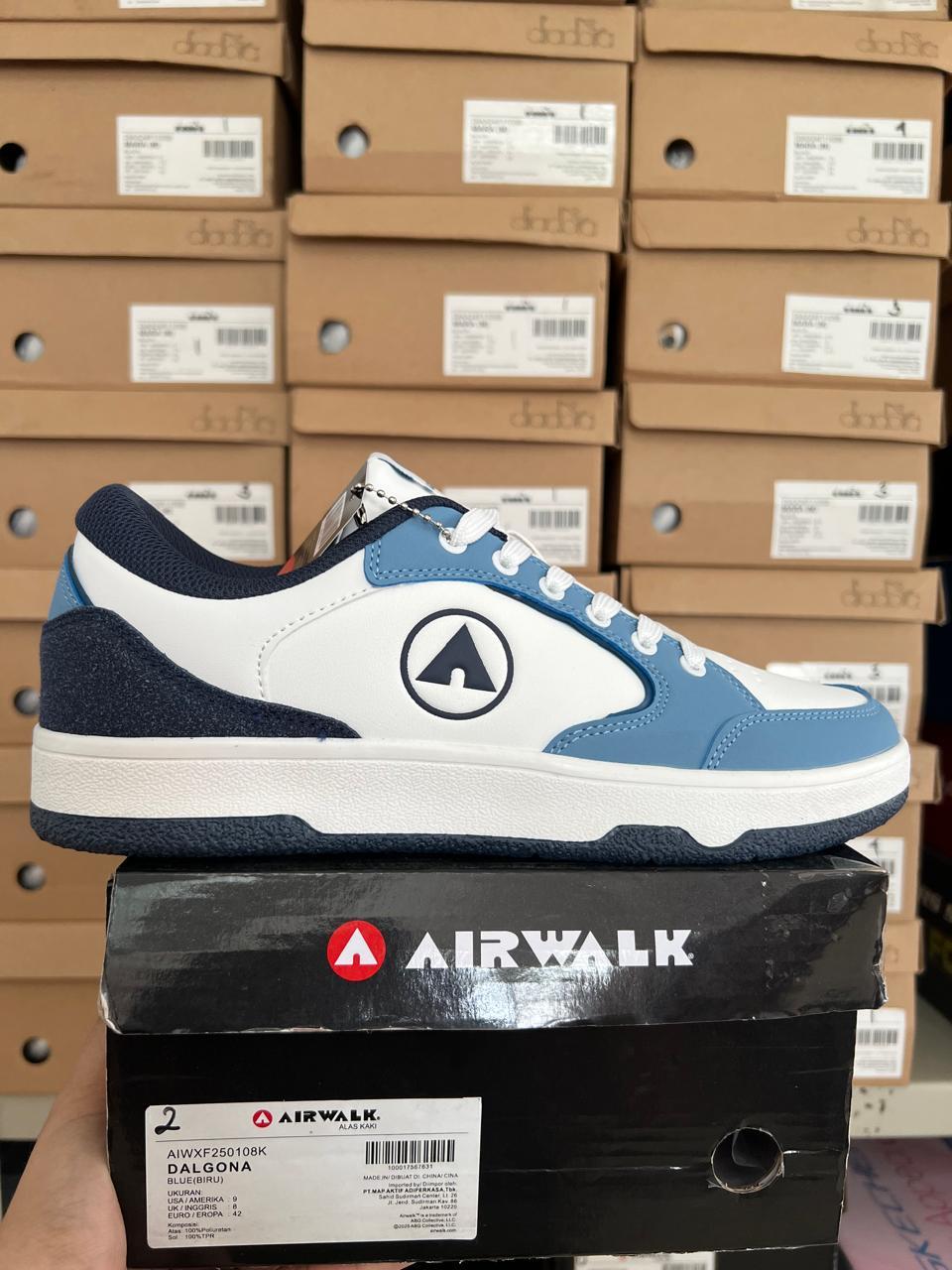 Jual Airwalk Dalgona Blue Men Shoes Original | Shopee Indonesia