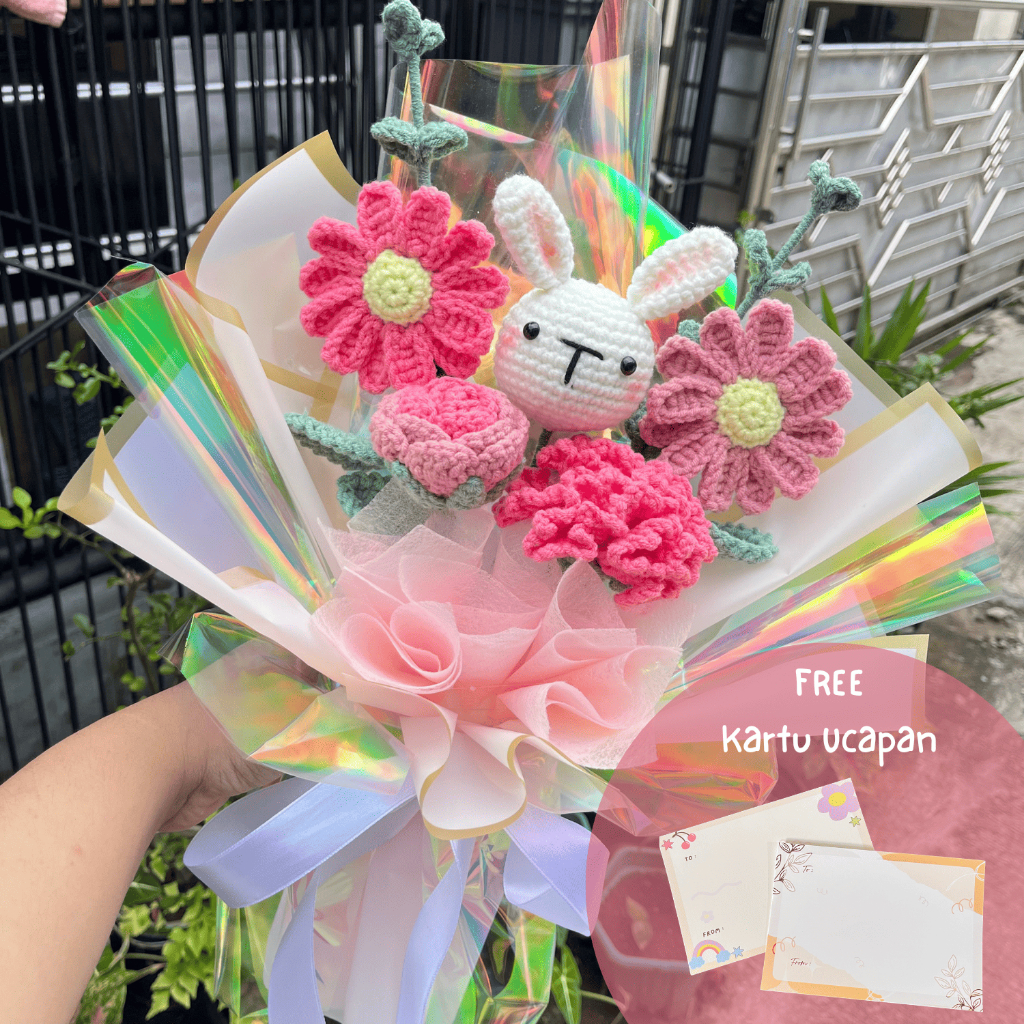 Jual Buket Bunga Rajut dengan Kepala Kelinci atau Lotso | Flowers ...