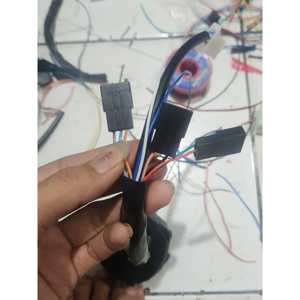 Jual SAKLAR KANAN DOMINO 2 TOMBOL VARIO 125 KZR SWITCH RINGHT | Shopee ...