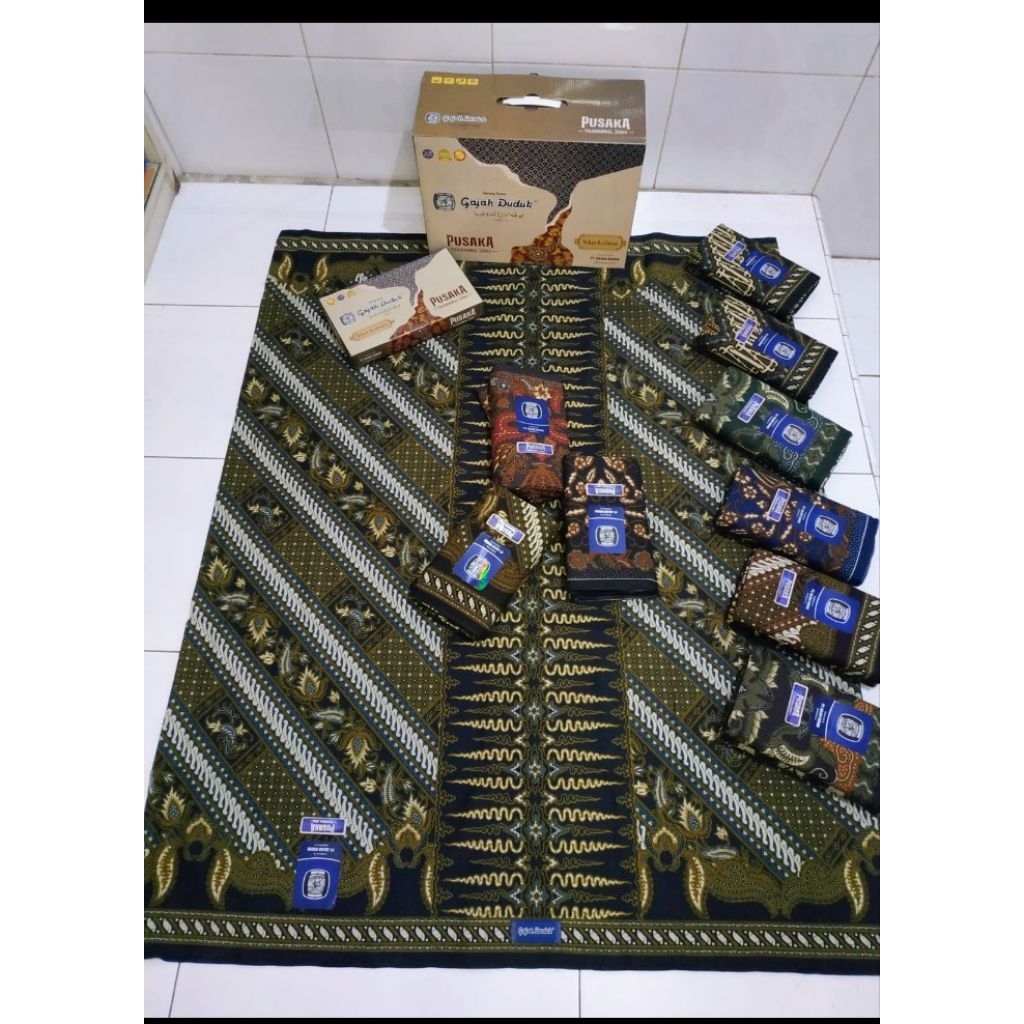 Jual grosir 10pcs/20pcs sarung GAJAH DUDUK BATIK PUSAKA Tradisional ...