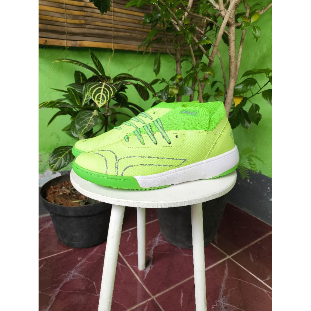 Jual SEPATU FUTSAL CALCI VOLTRIX L EMPEREUR ID GREEN | Shopee Indonesia