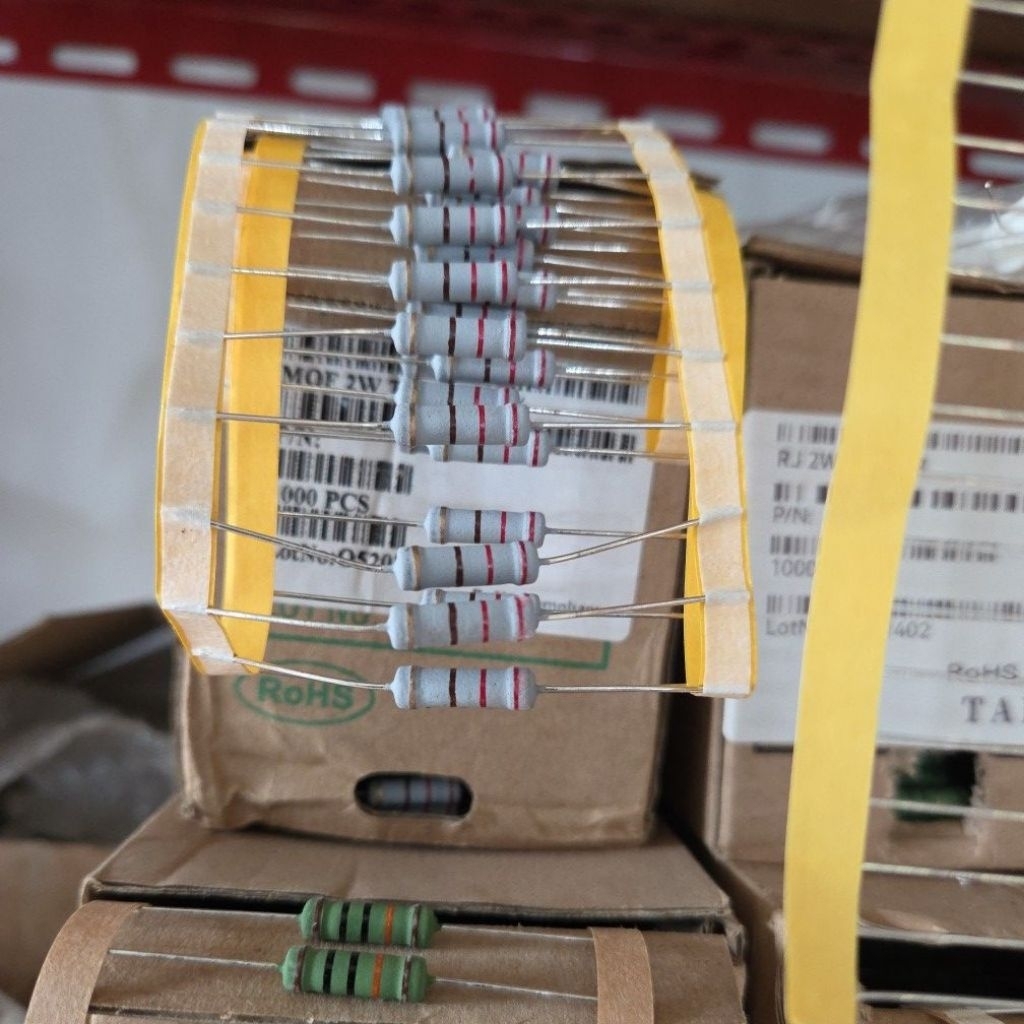 Jual resistor 220 ohm 2watt | Shopee Indonesia