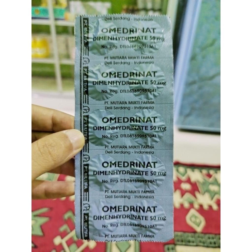 Jual OMEDRINAT TABLET (untuk mengatasi pusing, mual, dan muntah akibat ...