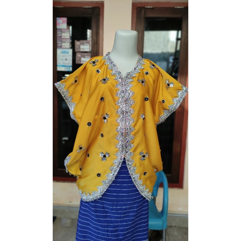 Jual PO Baju Adat Bima Mbojo Wanita Warna Kuning Mustard | Shopee Indonesia