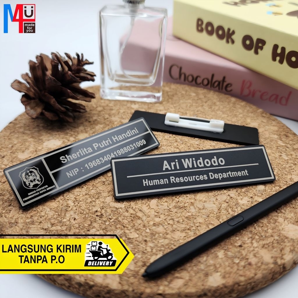 Jual (ME) Nametag akrilik Papan Nama Dada Custom Akrilik Tebal Hitam ...