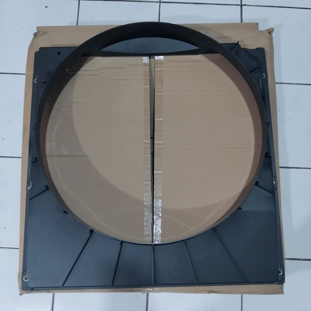 Jual SEBENG RADIATOR HINO EURO 4 /SHROUD SUB-ASSY 16701-EW011 | Shopee ...