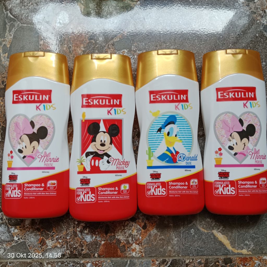 Jual Eskulin Kids Shampoo Disney 200 ml Mickey Mouse, Minnie Mouse ...