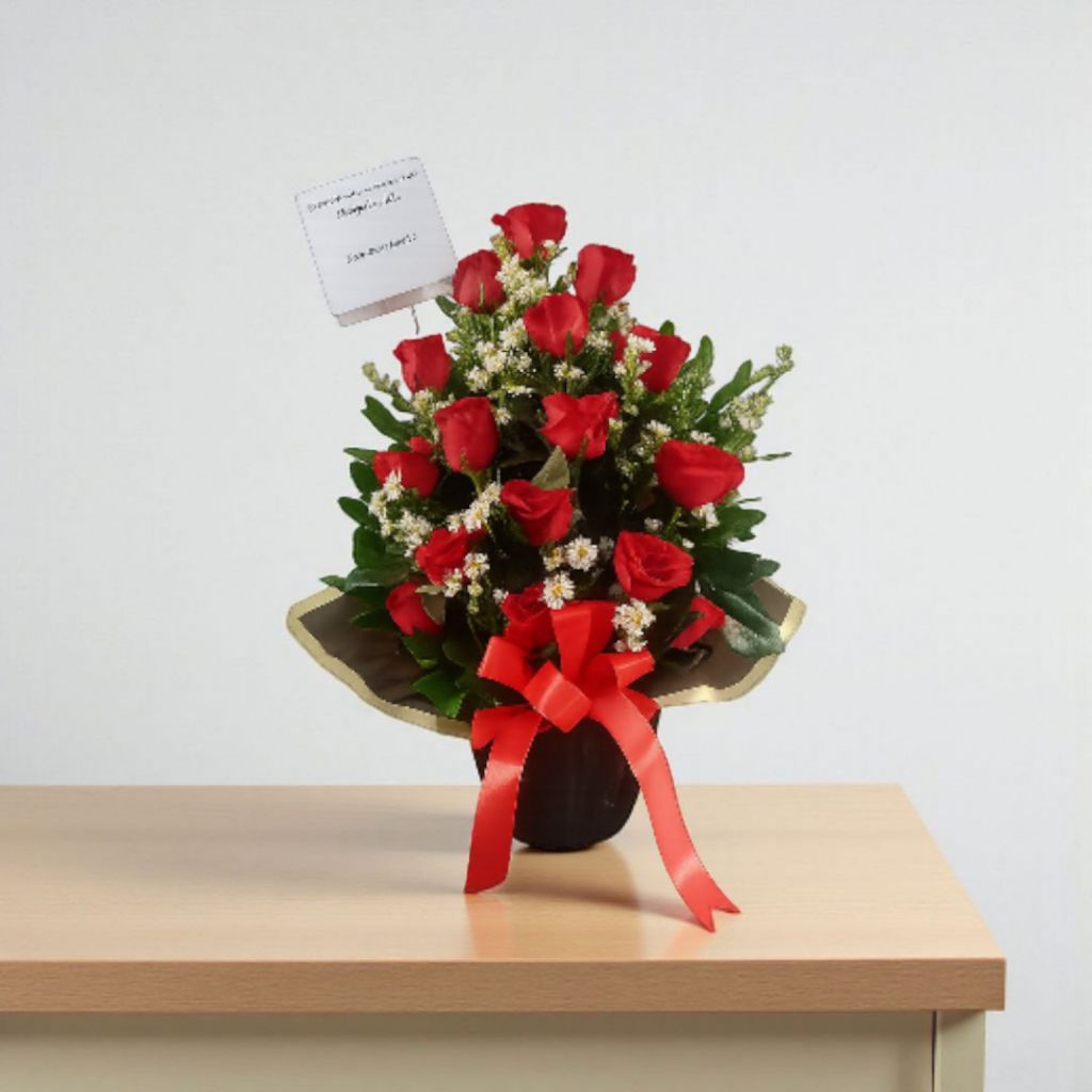 Jual Rangkaian bunga meja mawar merah asli dan fresh hadiah ulang tahun ...